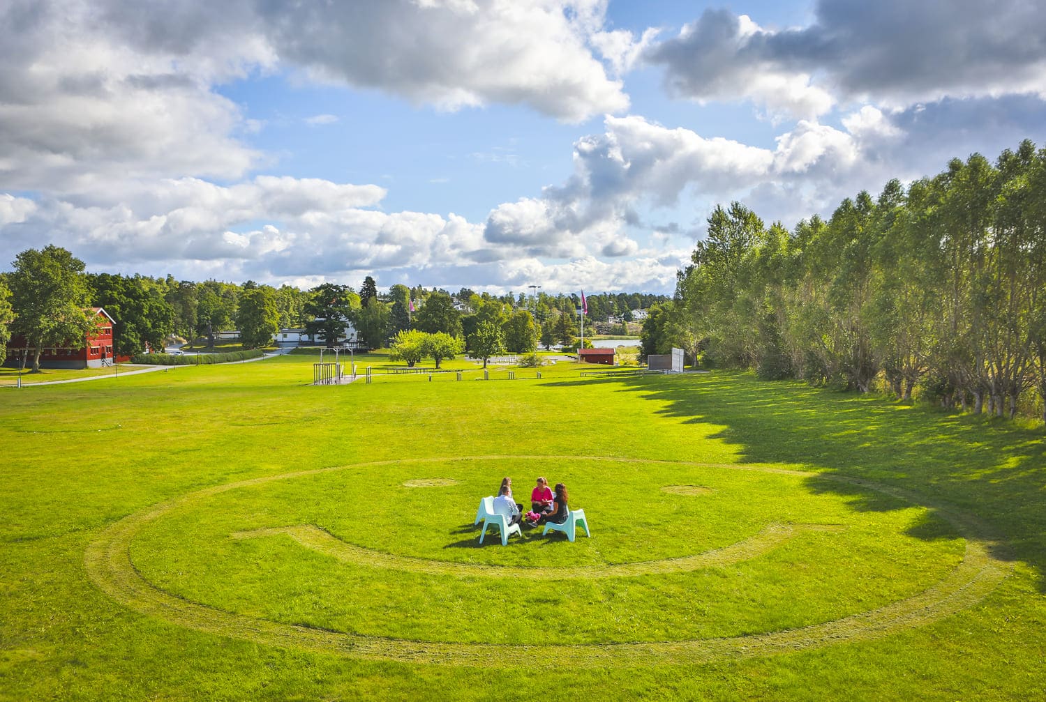 Utomhus - Happy Tammsvik